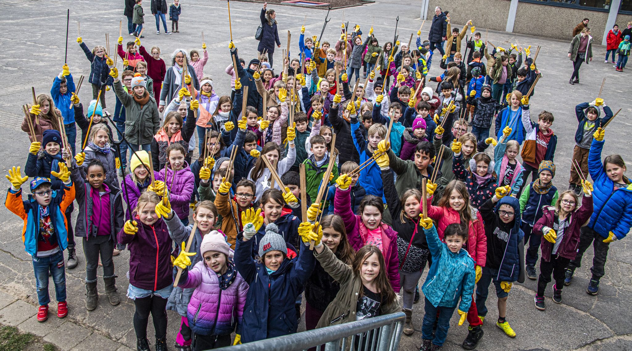 Picobello-Aktion 2023 – Grundschule Berus